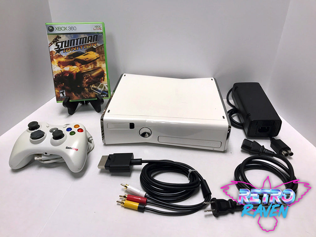 White Xbox 360 Slim